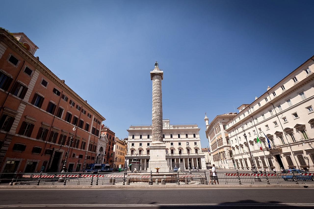 La Piazza Colonna à Rome