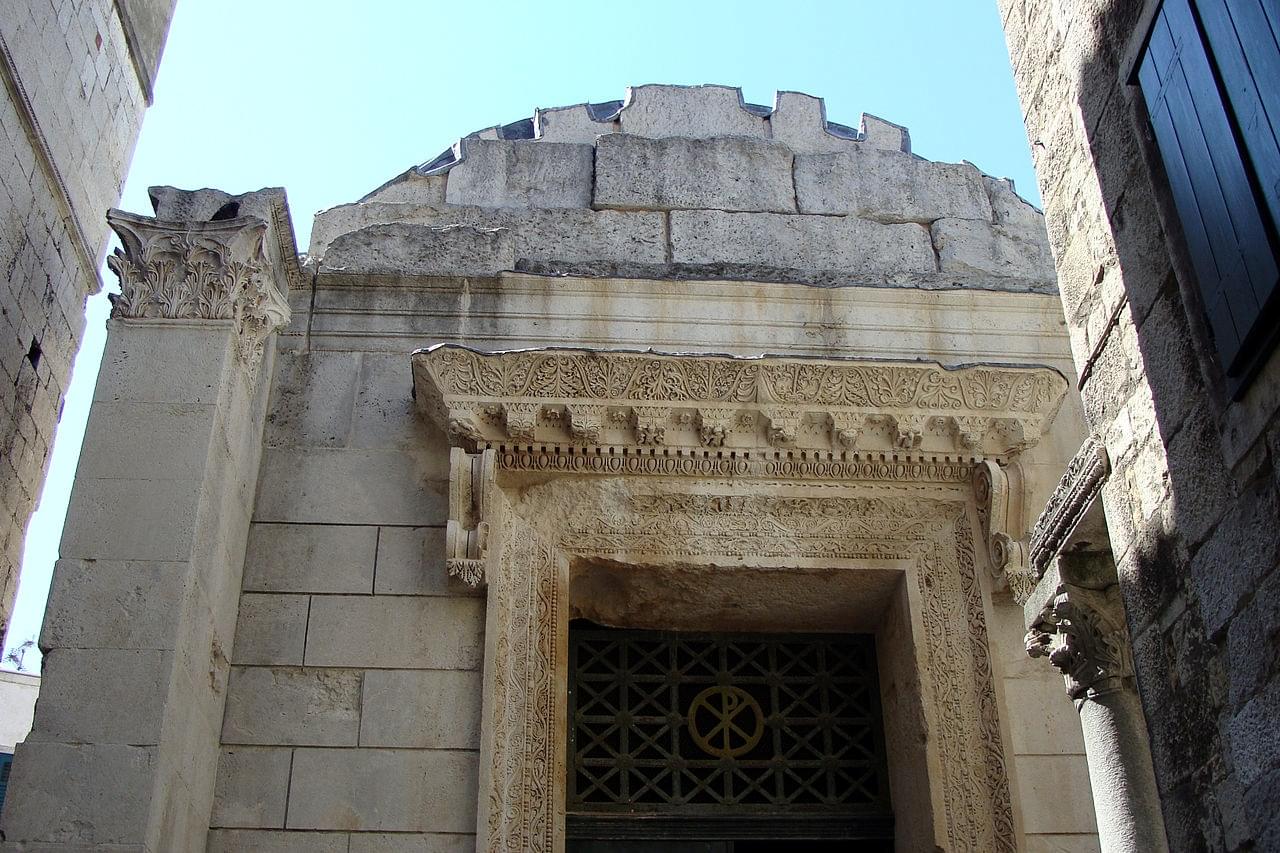 L’intérieur du temple de Jupiter à Split